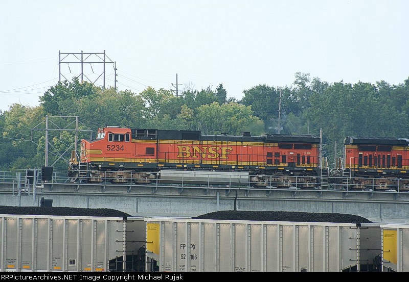 BNSF 5234